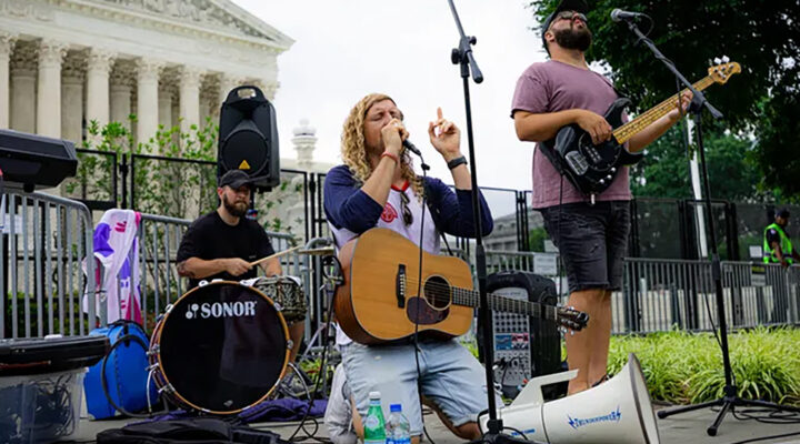 Where does Sean Feucht’s money come from? – Baptist News Global